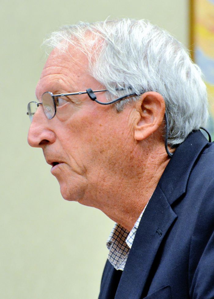 Stump working to help FPL and Shores leaders gain control of Vero Beach ...