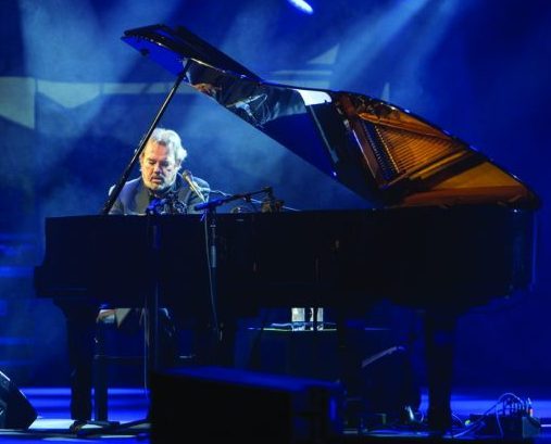 Legendary America’s songwriter Jimmy Webb is “Up Up and Away” at his ...